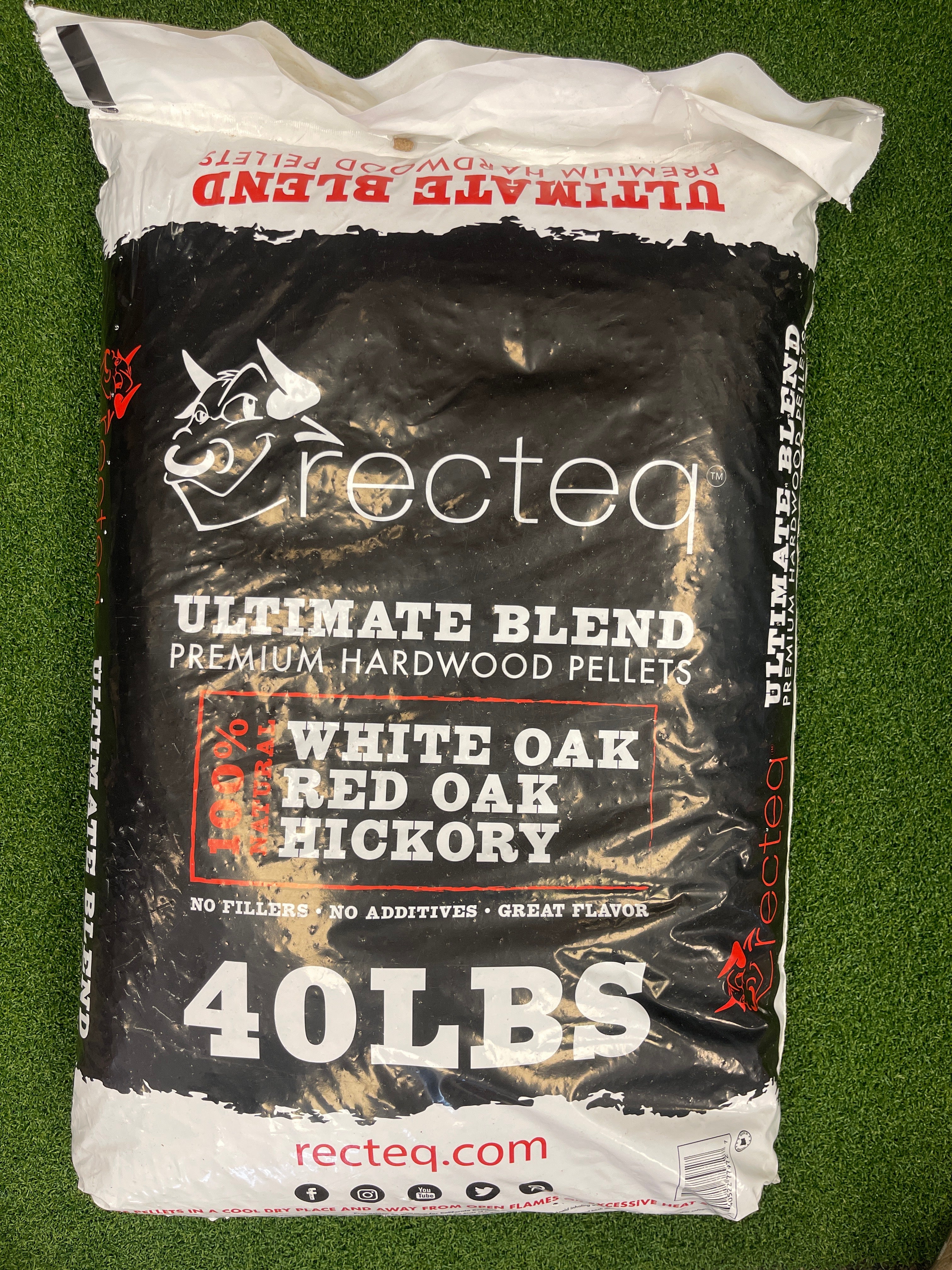 40 lb RecTeq Ultimate Blend Hardwood Pellets – Smoke Ring BBQ Supply